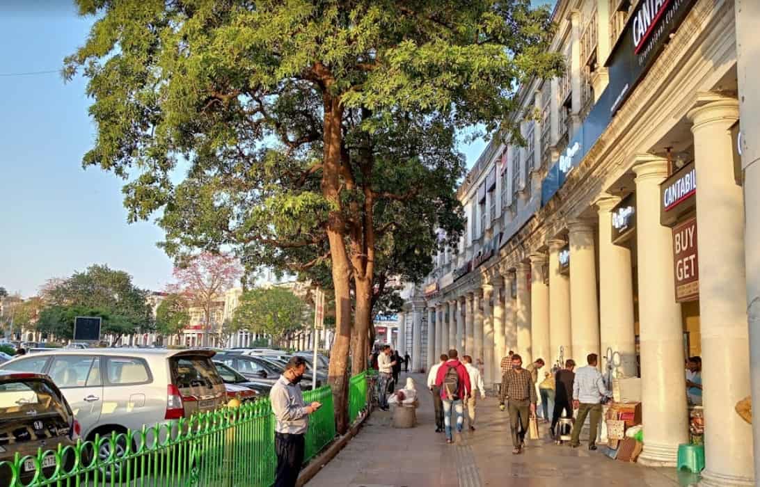 Connaught Place (CP) - Location, History, Hotels & more.