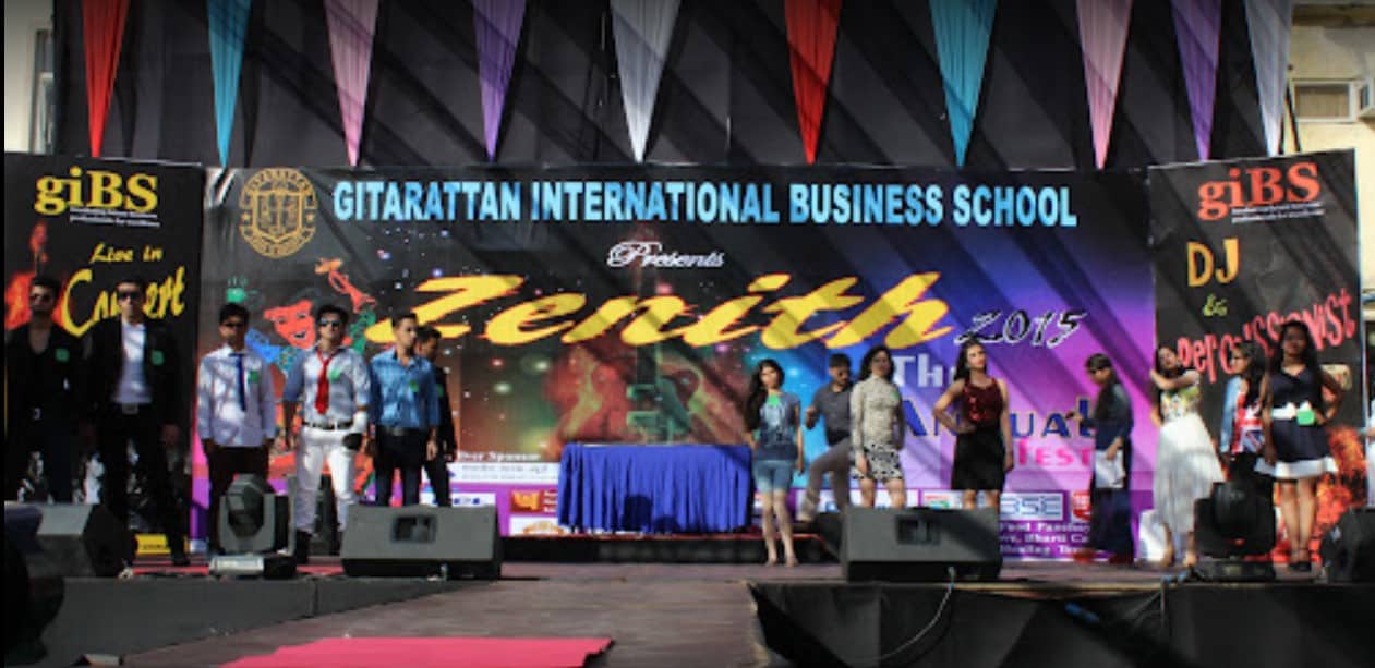 Rohini | Hospitals, Schools, Malls, & other facilities.