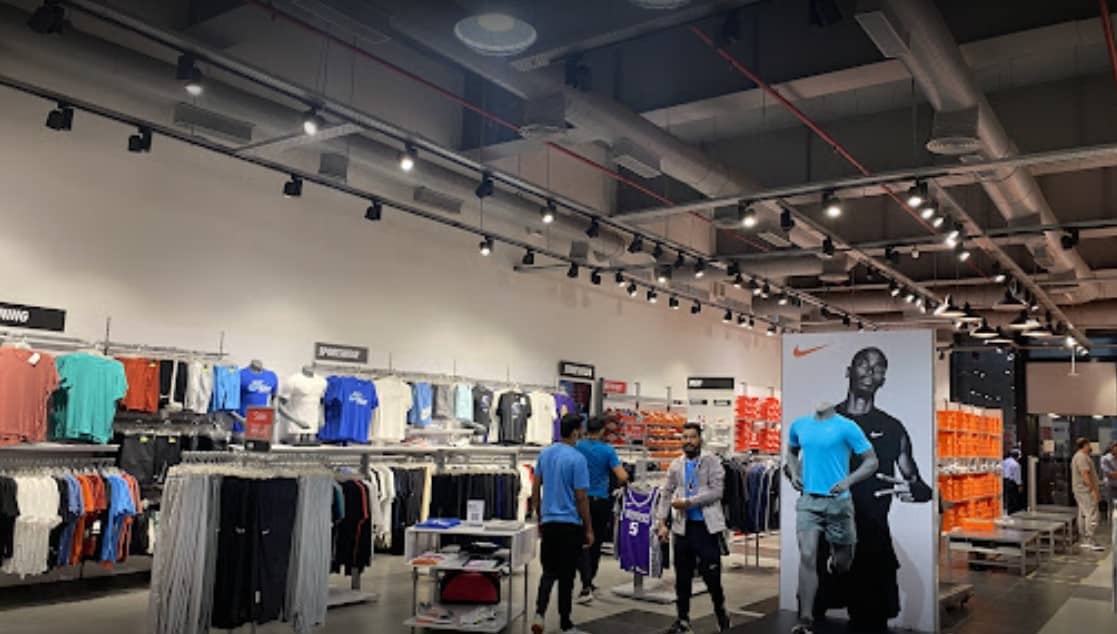 Biggest Nike Store in Delhi - Location, Timings & more.
